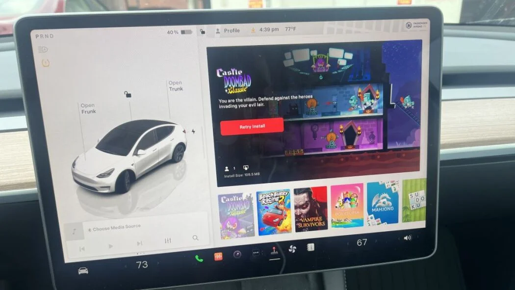 Tesla Model Y Screen Replacement | Bubbles/Fluid Leaking